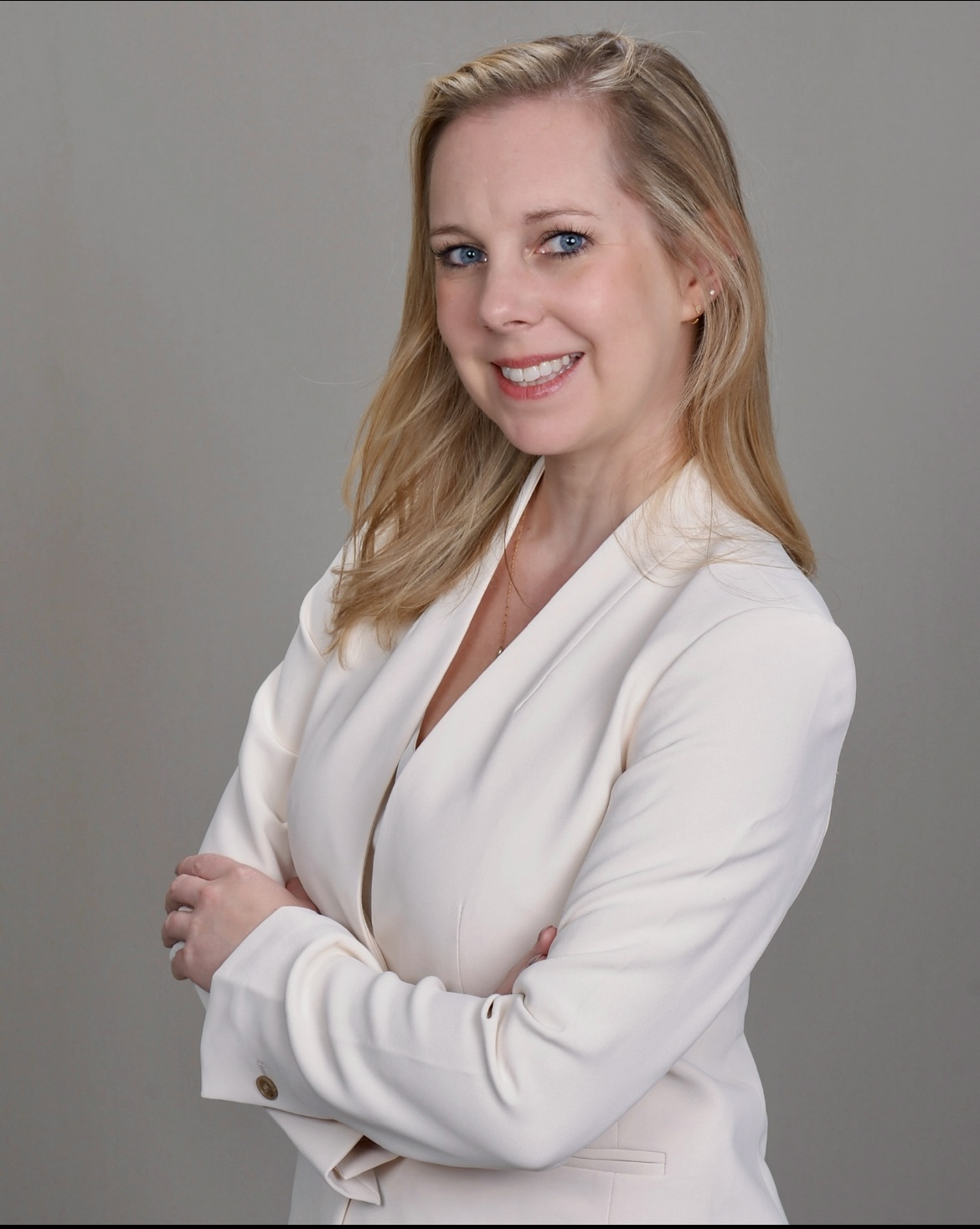 Dr Charlotte Fowler | Oral Surgeon South Tampa | Female Oral Surgeon